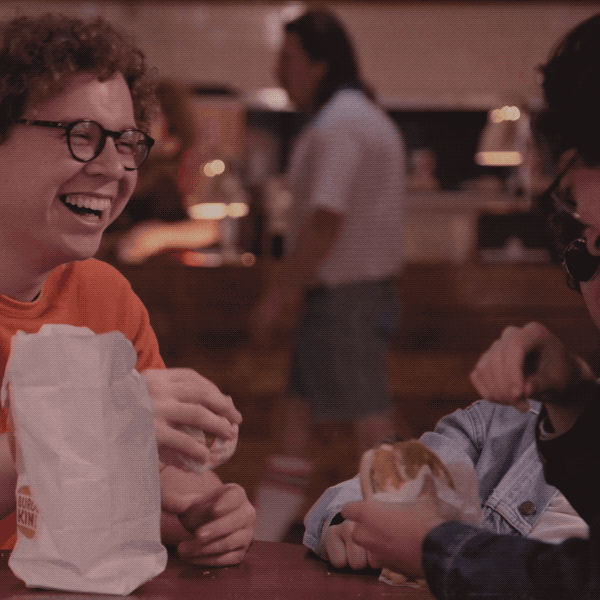 Stranger Things Indiana By Netflixlat Find And Share On Giphy