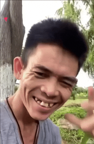 Crazy-teeth GIFs - Get the best GIF on GIPHY