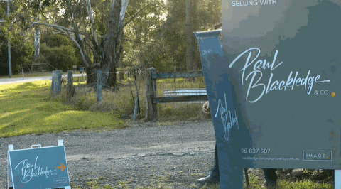 Selling-a-property GIFs - Get the best GIF on GIPHY