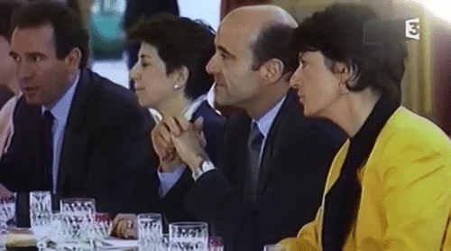 Archive Entourage GIF by franceinfo - Find & Share on GIPHY