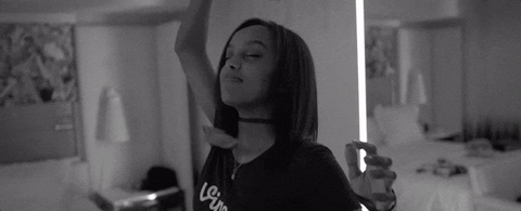 Robin-ruth GIFs - Get the best GIF on GIPHY