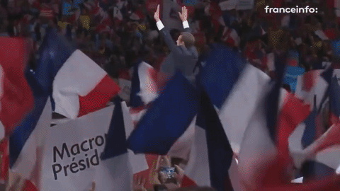 Emmanuel Macron Meeting GIF by franceinfo - Find & Share on GIPHY