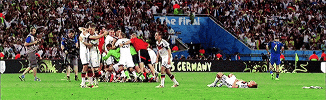 Whole Team Huddled At The Back GIFs - Get the best GIF on GIPHY