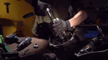 Mechanik GIFs - Find & Share on GIPHY