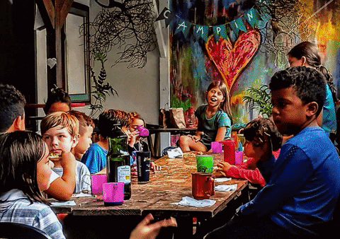 Banquete Gif By GIF - Find & Share on GIPHY