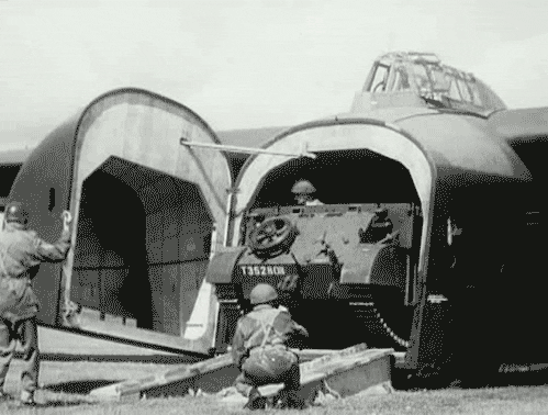 Armored Fighting Vehicle GIFs - Get the best GIF on GIPHY