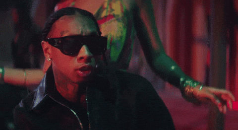 Tyga Gif 160x220