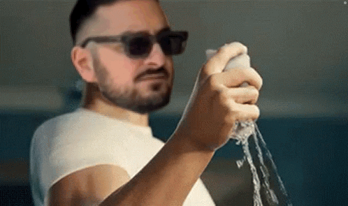 Easy-squeeze GIFs - Get the best GIF on GIPHY