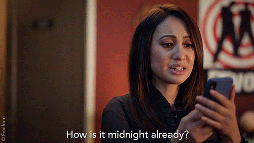 12 O Clock GIFs - Get the best GIF on GIPHY