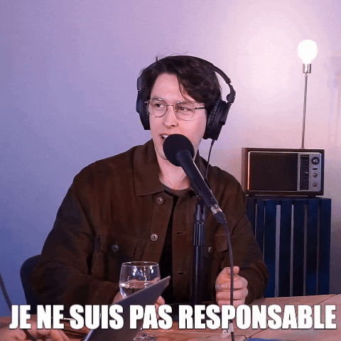 Non-coupable GIFs - Get the best GIF on GIPHY