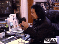 Ploting GIFs - Get the best GIF on GIPHY