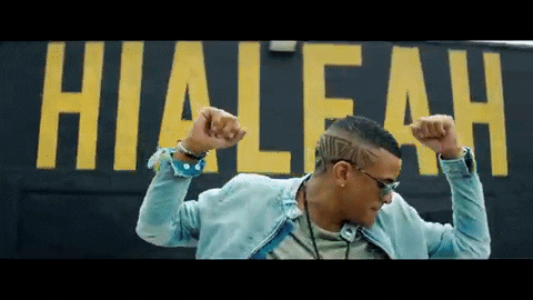 Quieren-algo GIFs - Get the best GIF on GIPHY