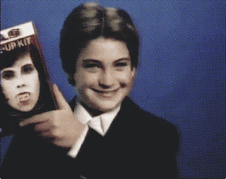 Make-up-kit GIFs - Get the best GIF on GIPHY