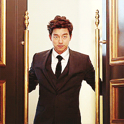Gong Yoo GIFs - Get the best GIF on GIPHY