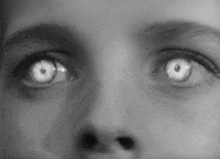 Scary Eye GIFs - Find & Share on GIPHY