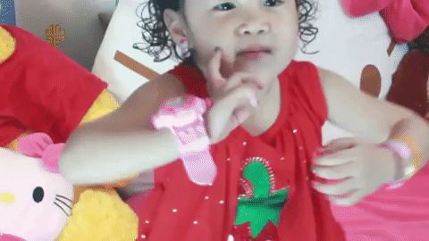 Rayvelyn GIFs - Find & Share on GIPHY