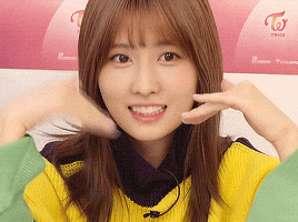 Twice-momo GIFs - Get the best GIF on GIPHY