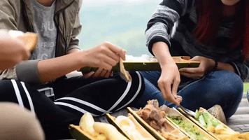 หิว (Hungry) GIFs on GIPHY - Be Animated